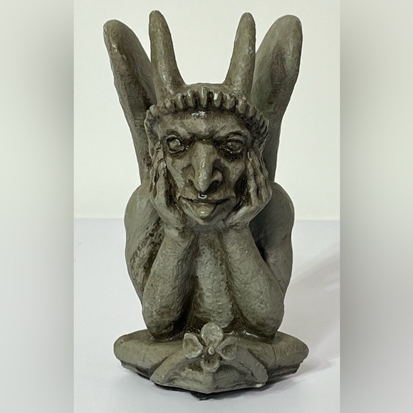 Universal | Accents | Universal Statuary Horned Gargoyle 547 Resin ...